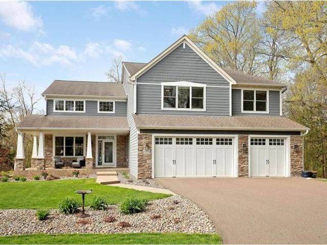 17039 Valley Rd, Eden Prairie, MN 55347