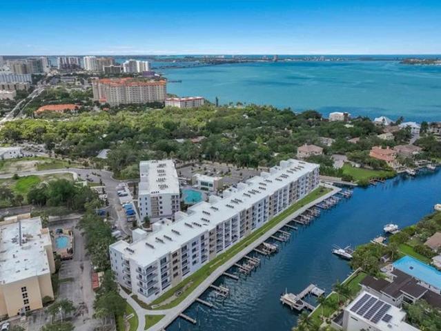 1703 N Tamiami Trl Unit 210, Sarasota, FL 34234