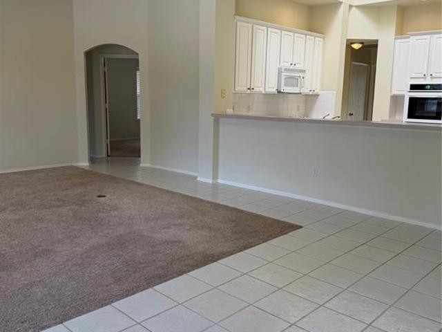 1703 Nightingale Lane