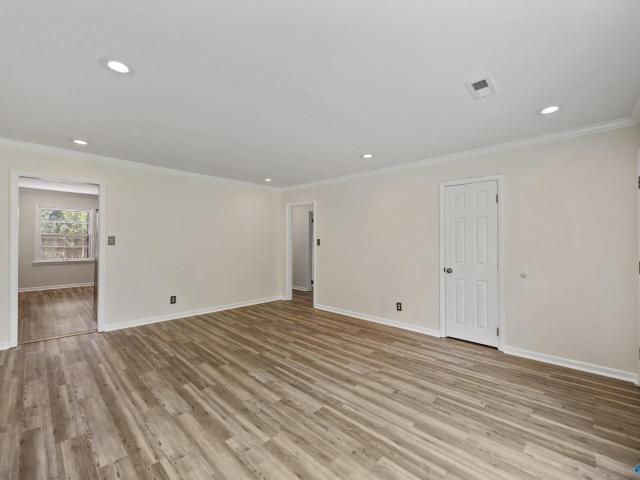 1703 Buena Vista Circle SE