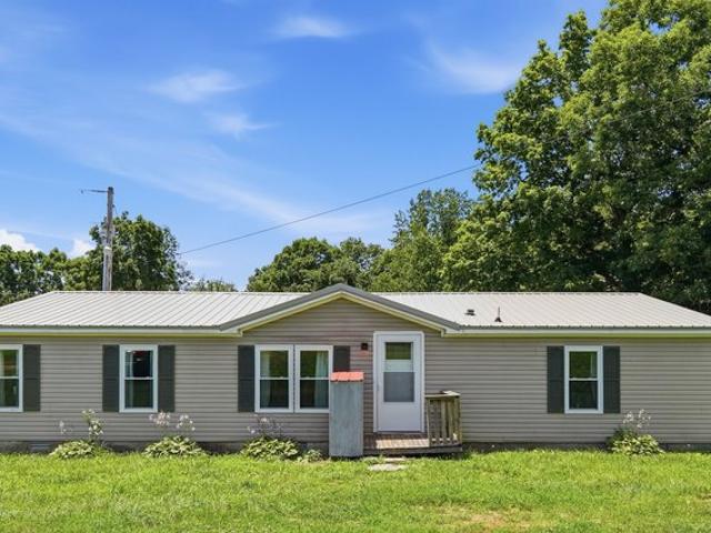 1703 Carney Winters Rd, Ashland City, TN 37015