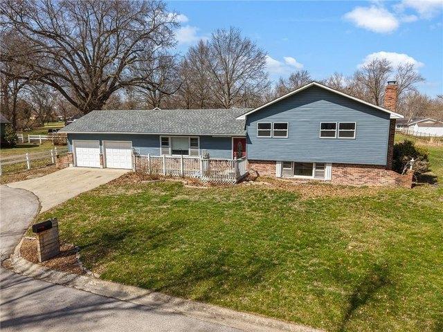 1703 E 4th St, Trenton, MO 64683