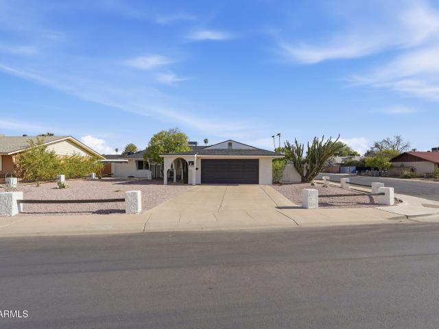 1703 E Laguna Drive