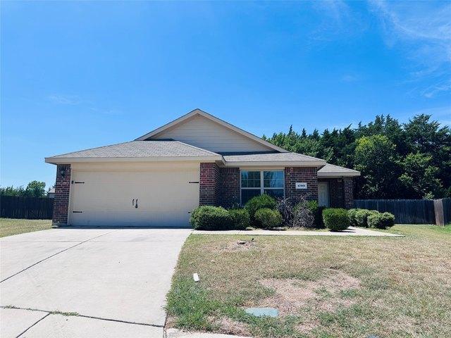 1703 Eagle River Trl, Lancaster, TX 75146