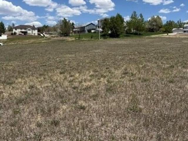 1703 Jordan Dr, Gillette, WY 82718