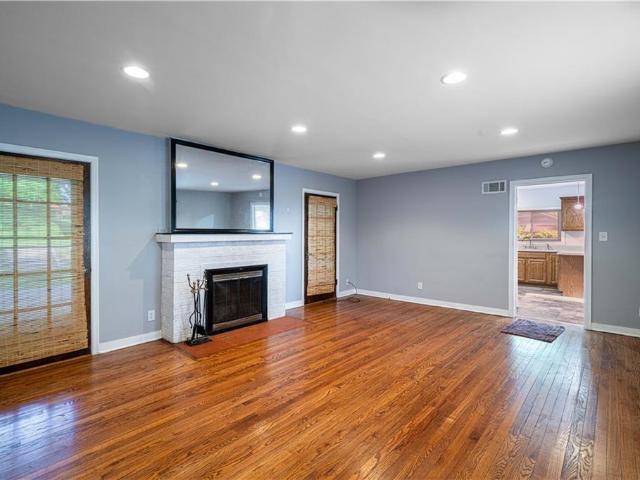 1703 S 40th Street
