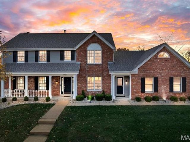 1703 S Woodgrove Ct, Wildwood, MO 63038
