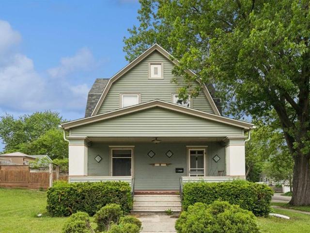 1703 Tremont St, Cedar Falls, IA 50613