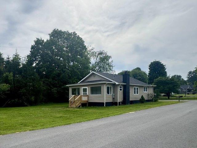 1703 Webster Rd, Summersville, WV 26651