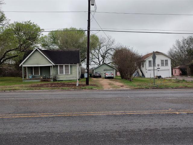 1703 1 N Park Street N