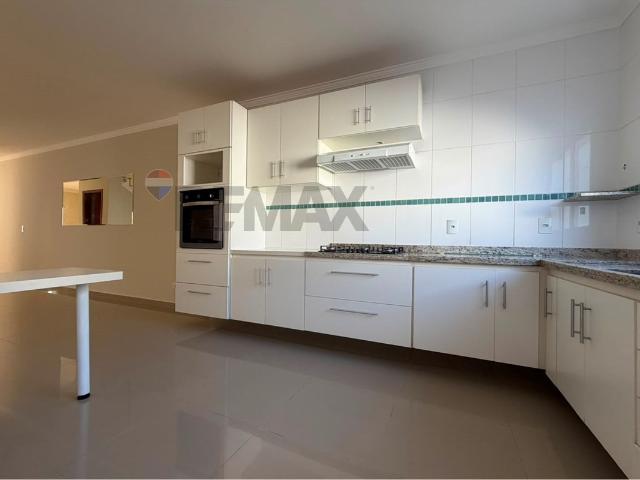 170.00 M² Casa Alugar, 3 Dormitórios localizado em Rua Mimosas, 007, Jardim dos Pinheiros, Atibaia, São Paulo, 12945500 | Brasil