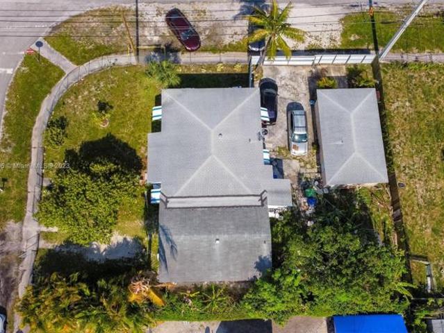 170 172nd St NE, North Miami Beach, FL 33162