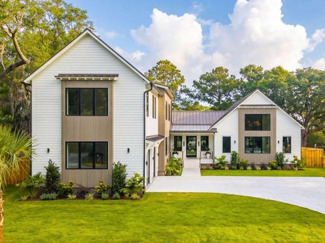 170 5th Ave, Mount Pleasant, SC 29464