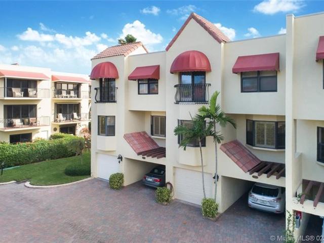 170 Celestial Way Apt 7 1, Juno Beach, FL 33408