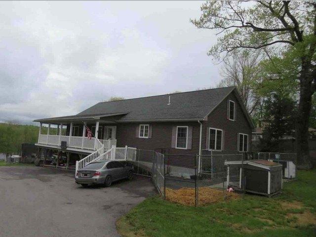 170 Church St, Dexter, ME 04930