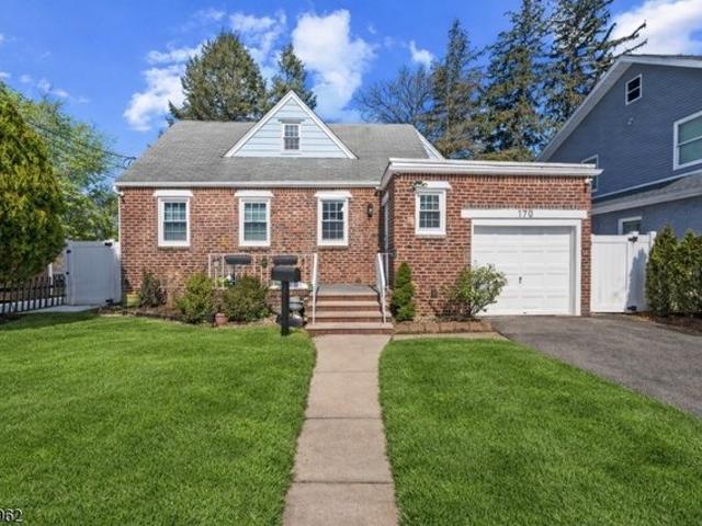 170 Clinton Ave, New Milford, NJ 07646