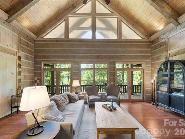 170 Cradling Cv, Waynesville, NC 28785