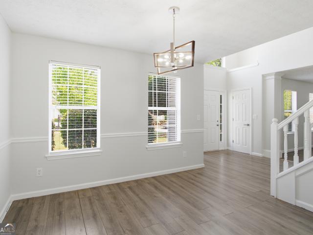 170 Creekview Boulevard