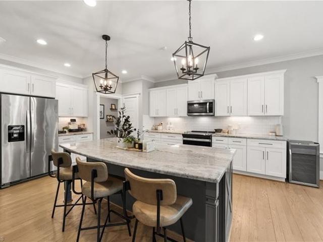 170 Arrow Glenn Ct, Advance, NC 27006