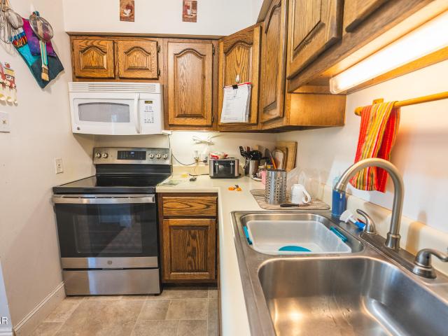170 Dalson Road