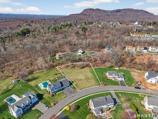 170 Debbie Dr, Meriden, CT 06451