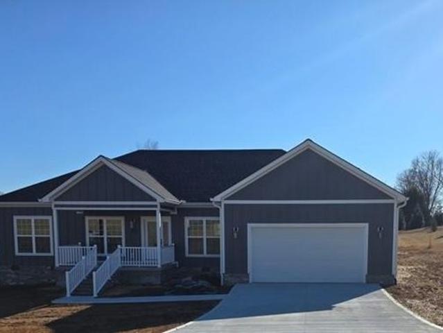 170 Deerview Dr, Sparta, TN 38583
