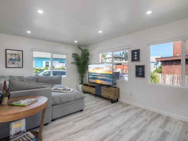 170 Diana Street 34