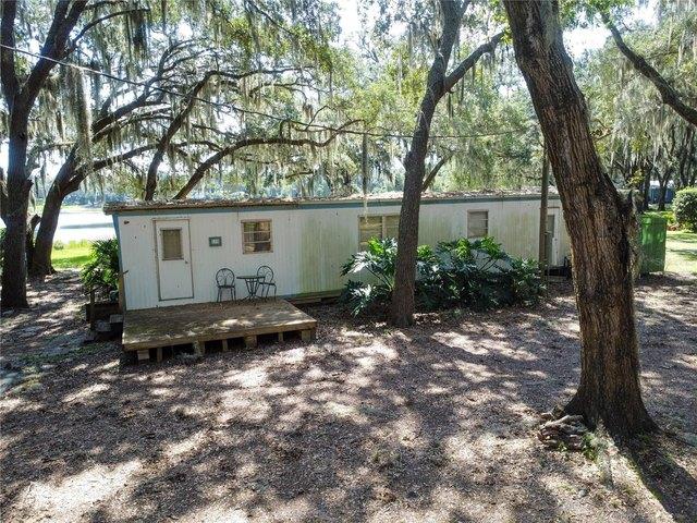 170 E Cowpen Lake Point Rd, Hawthorne, FL 32640
