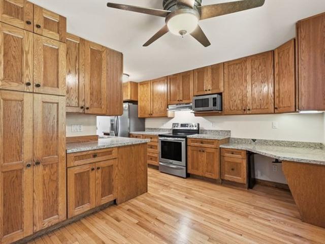 170 E Hadley Rd Apt 96, Amherst, MA 01002