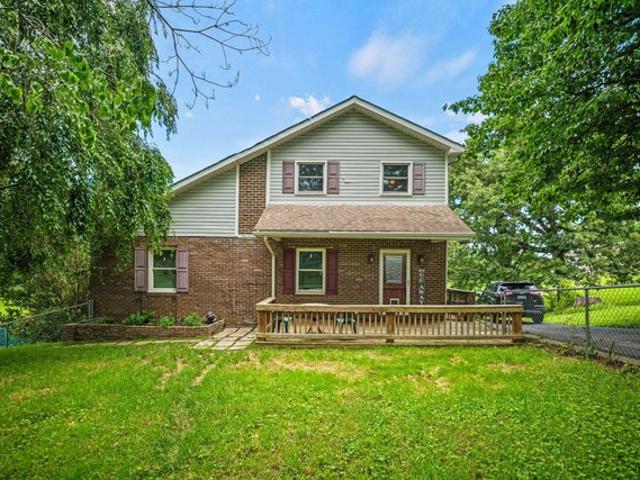 170 E Langdon Rd, Science Hill, KY 42553
