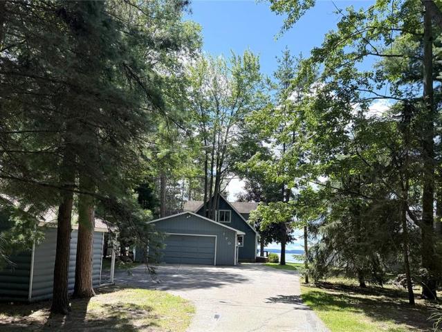 170 Flagpoint Avenue