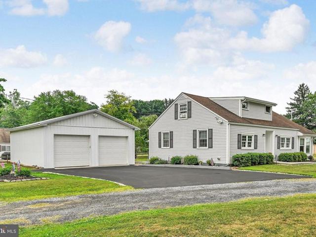 170 Front St, Orwigsburg, PA 17961