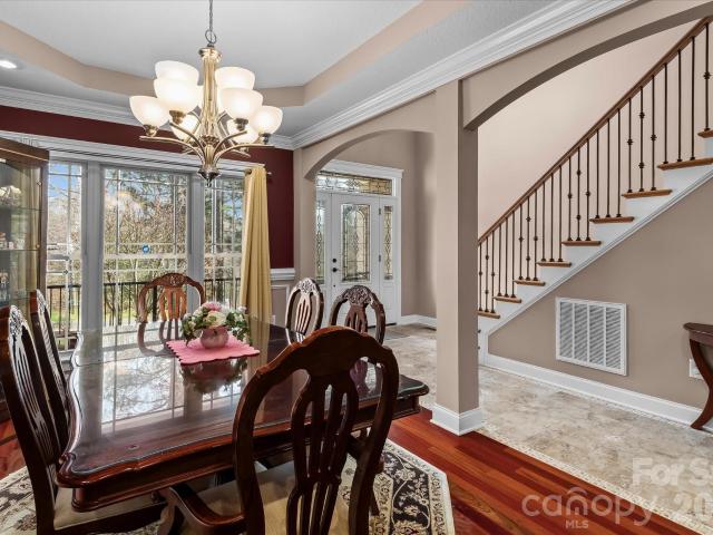 170 Kenway Loop
