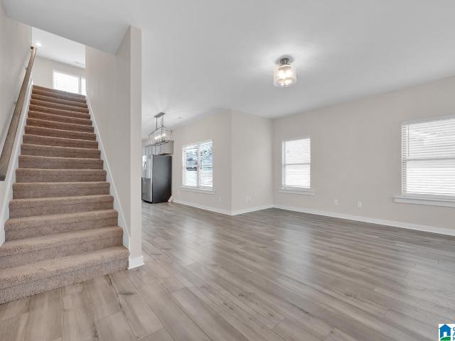 170 Kings Way