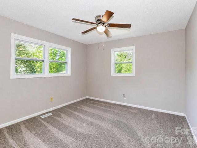 170 Hemingway Ln, Statesville, NC 28625 | MLS #4372