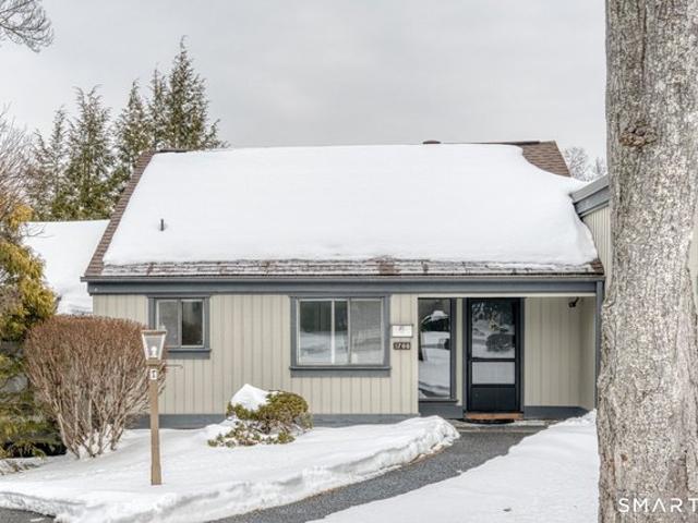 170 Heritage Vlg Unit B, Southbury, CT 06488