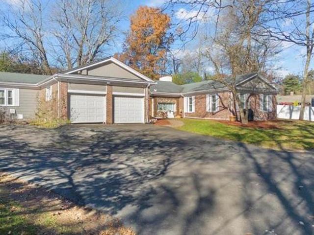 170 Hunter Dr, West Hartford, CT 06107 in West Hartford, Connecticut