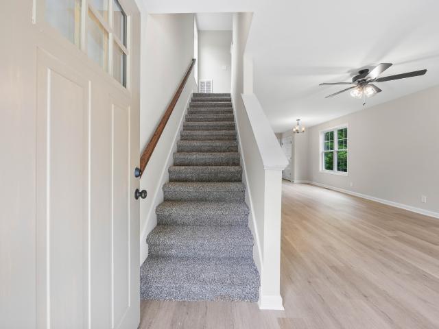 170 Oak St