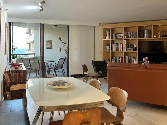 170 Ocean Lane Dr Unit 807, Key Biscayne, US, FL