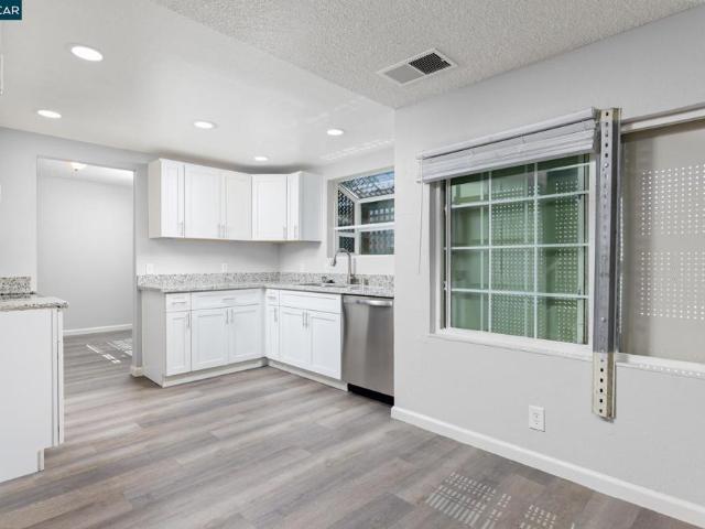 170 Opal Dr