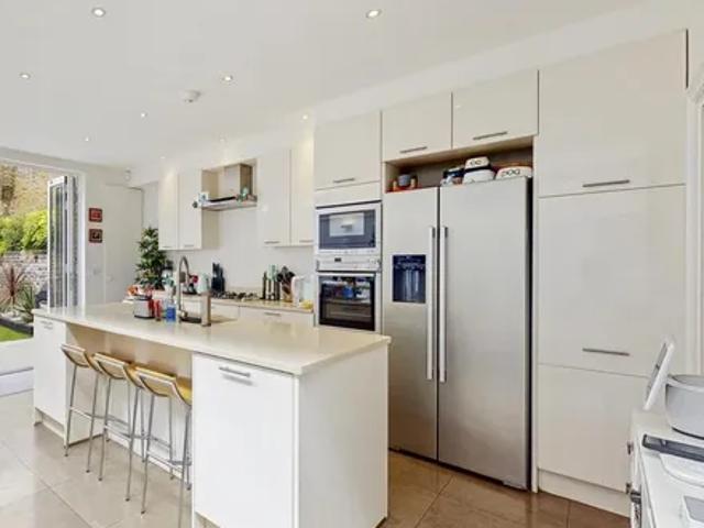 170 Oxford Gardens, London, W10 6LZ, United Kingdom | 4 bed townhouse for rent #135548800 | Rentberry