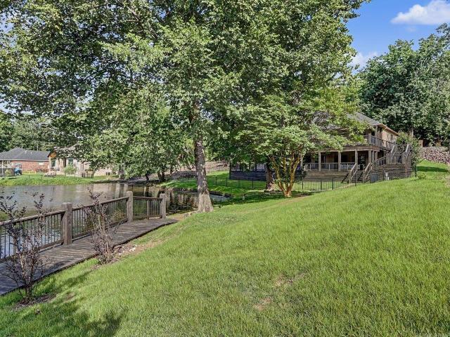 170 Lake Forest Shores