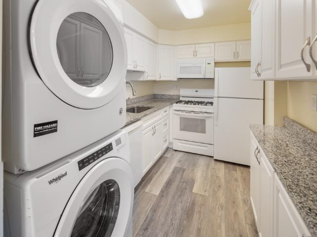 170 Lakeside 1 Bedroom Apartment for Rent at 170 Lakeside Rd, Ardmore, PA 19003 Ardmore