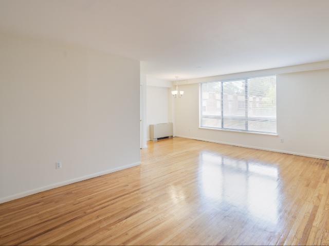 170 Lakeside 2 Bedroom Apartment for Rent at 170 Lakeside Rd, Ardmore, PA 19003 Ardmore