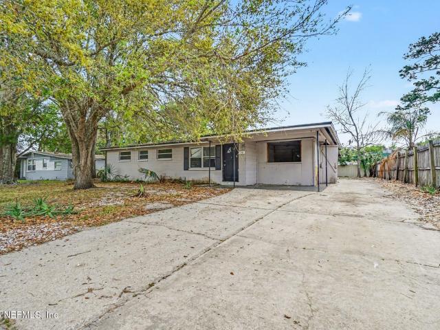 170 Lester Dr, Orange Park, FL 32073 | Compass