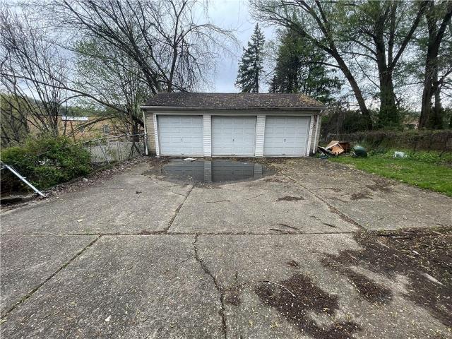 170 Lincoln Ave, Unit 2, Bellevue, PA 15202 | MLS #1745 | Compass