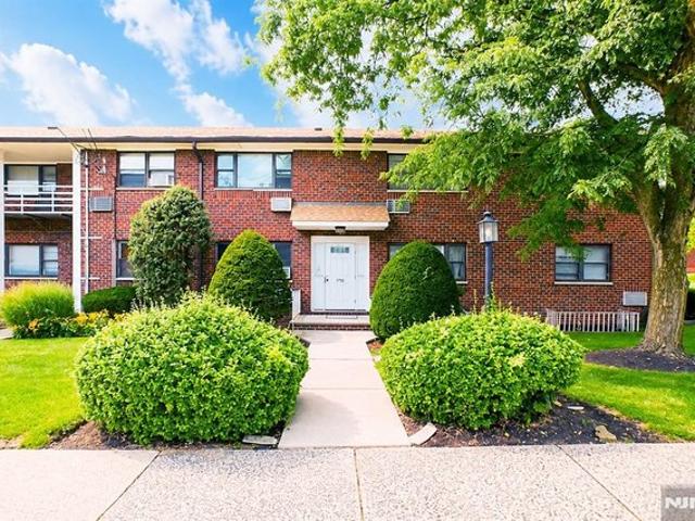 170 Myrtle Ave Apt A2, Fort Lee, NJ 07024