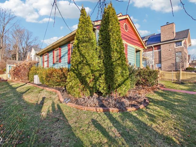 170 N 6th Street