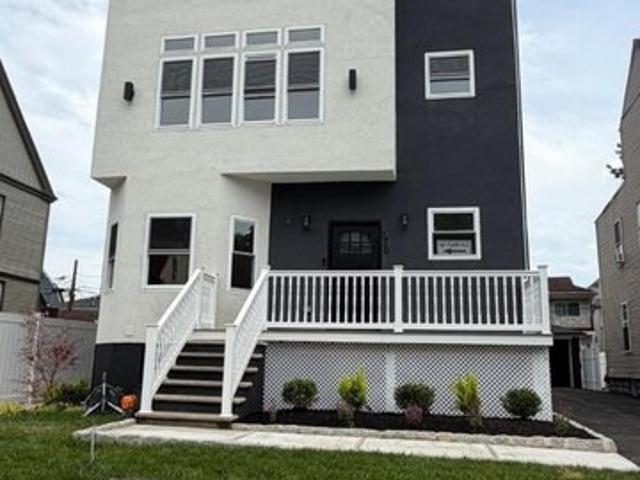 170 N 18th St, East Orange, NJ 07017