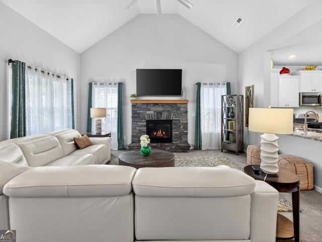 170 South Ridge